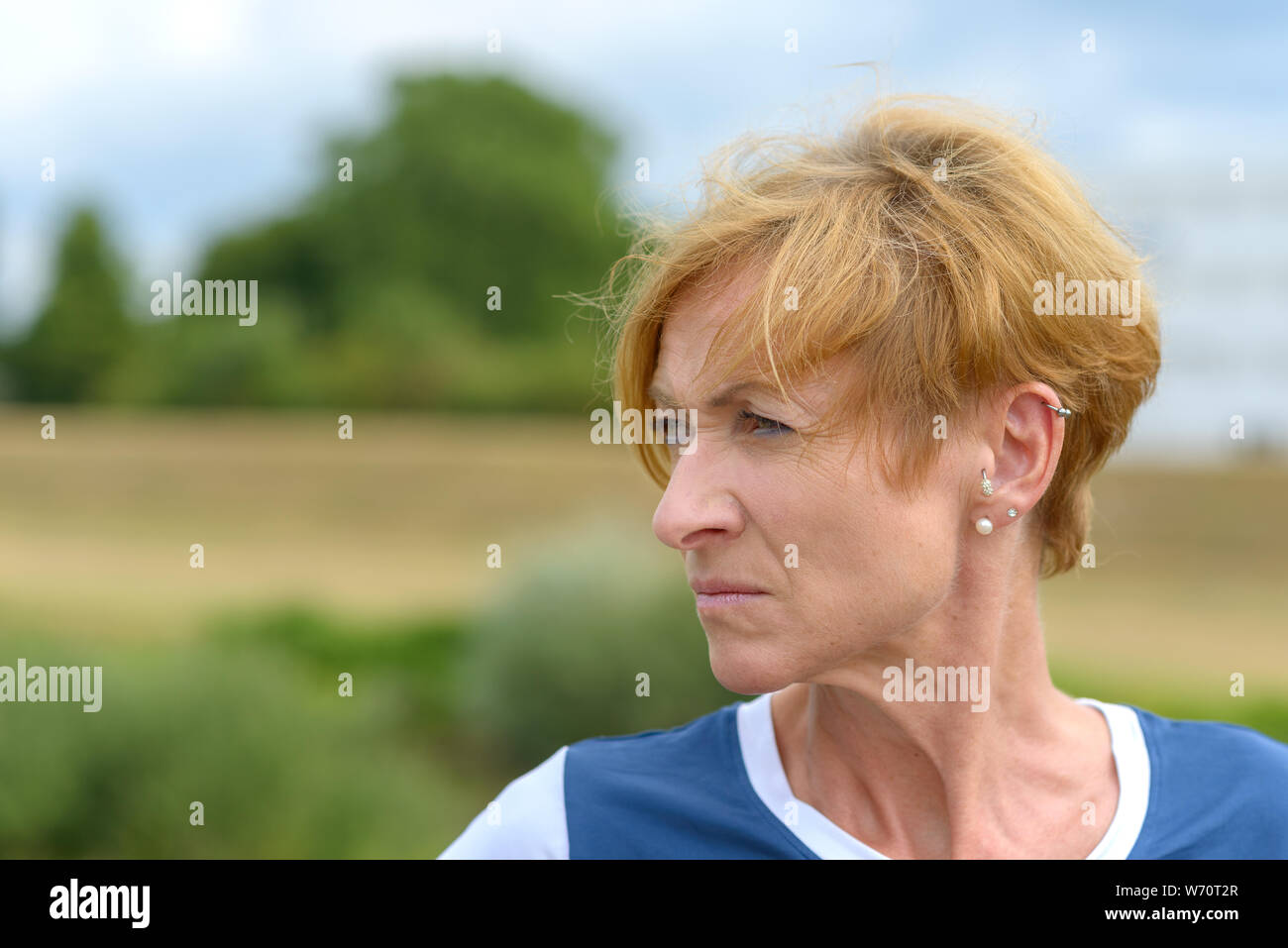 Confused woman speaking hi-res stock photography and images - Alamy