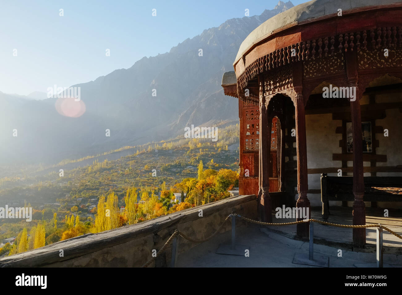 Hunza autumn hi-res stock photography and images - Alamy