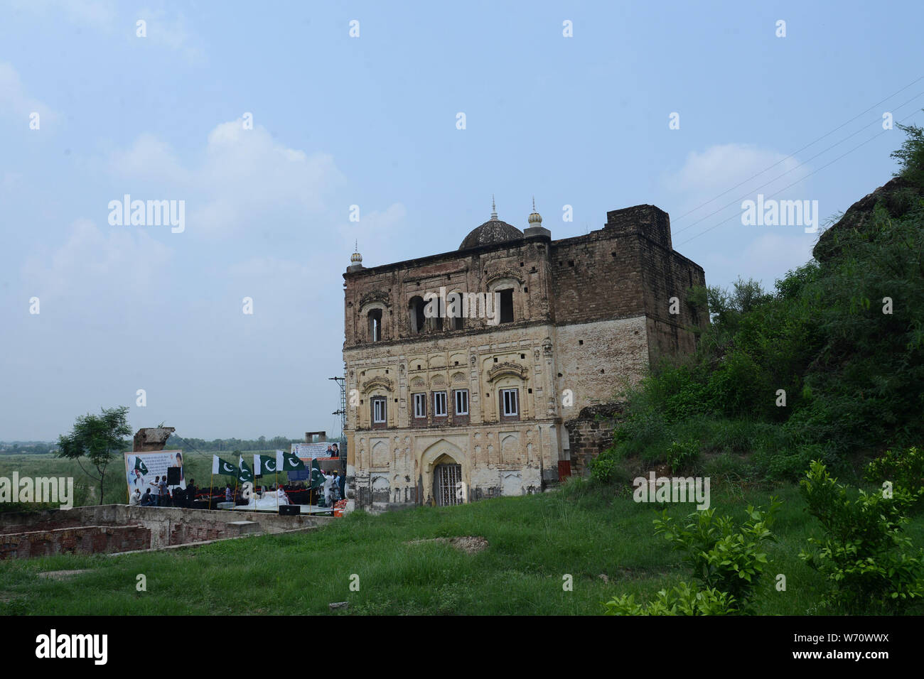 Jhelum, Pakistan. 02nd Aug, 2019. Sikh pilgrims from across the ...