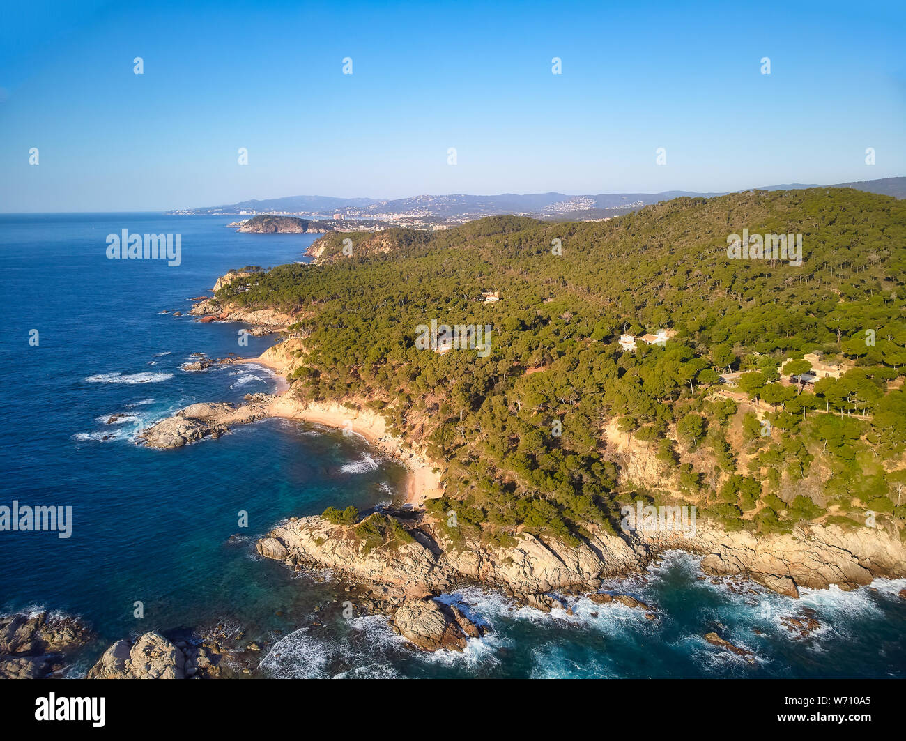 Picture of coastal town hi-res stock photography and images - Alamy