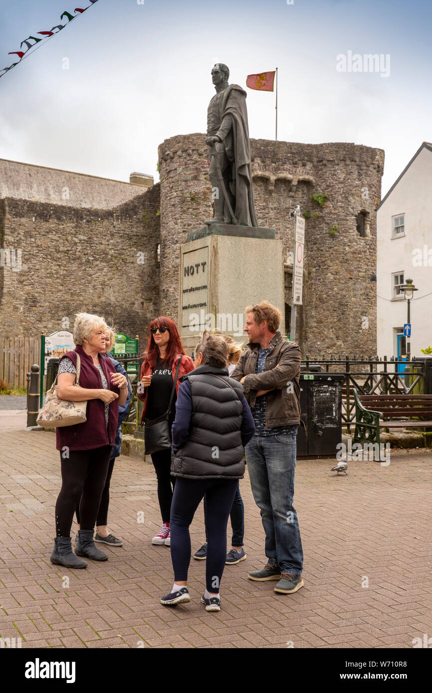 Carmarthen nott statue hi-res stock photography and images - Alamy