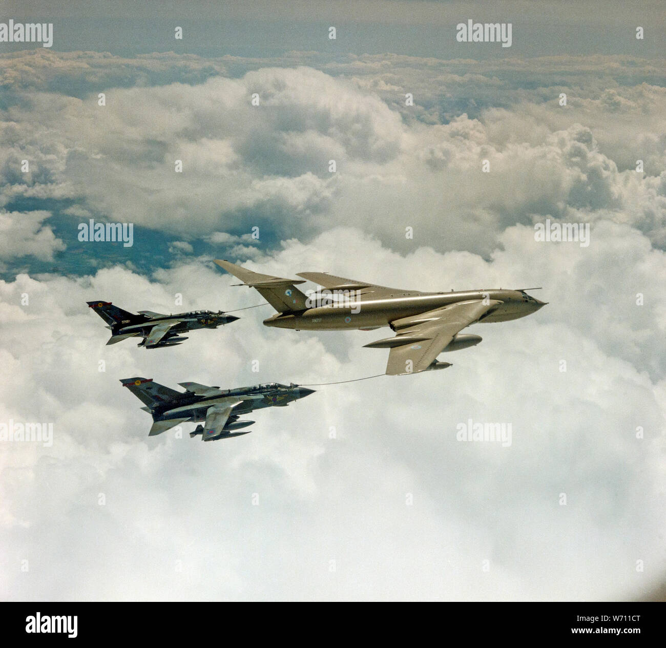 Handley page victor bomber hi-res stock photography and images - Alamy