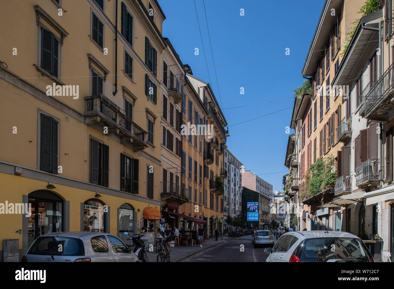 Classic italian street view hi-res stock photography and images - Alamy
