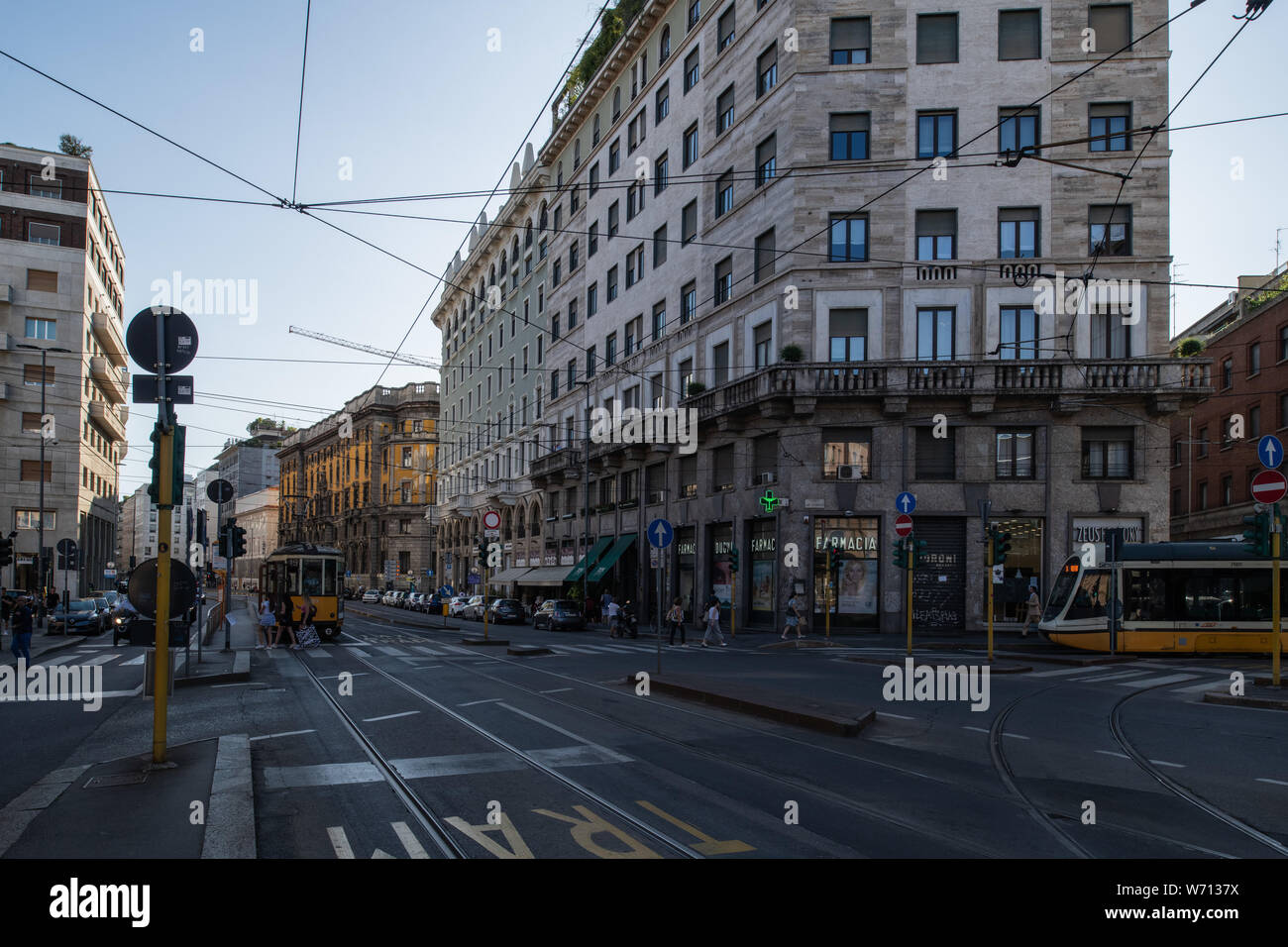 Via larga street hi-res stock photography and images - Alamy