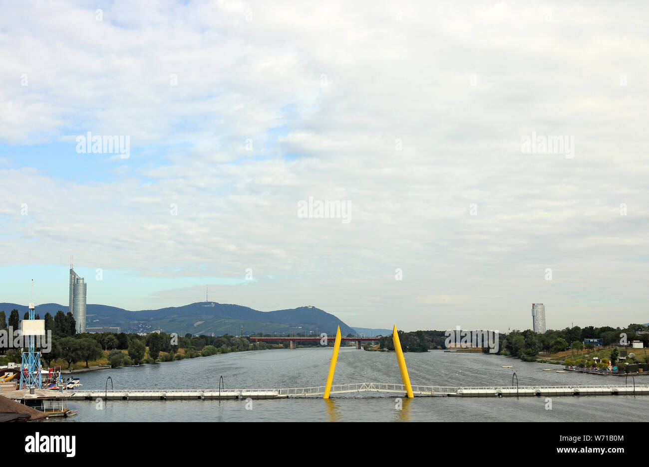 Vienna danube river bridge hi-res stock photography and images - Alamy