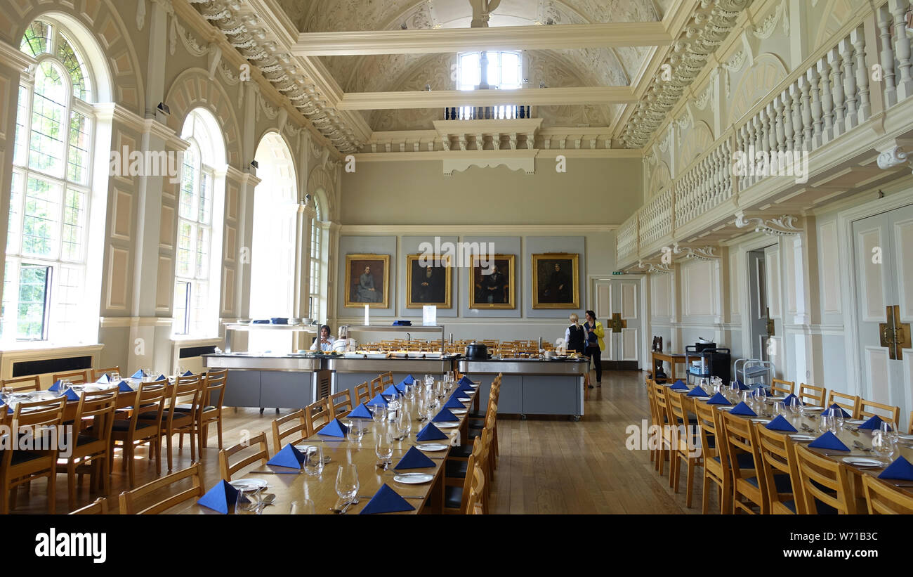 Dining room Newnham College Cambridge England Stock Photo - Alamy