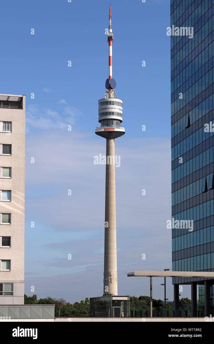 Top tourist attractions vienna hi-res stock photography and images - Alamy