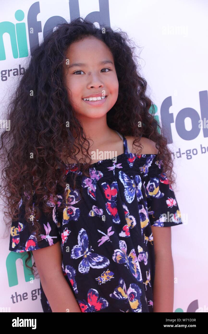 Mifold Parents & Kids Passenger Safety Awareness Fun Day at the Awesome Playground in Los ...