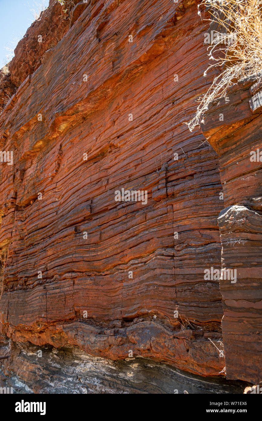 Layers of sand stone and bed rock at Karijini National Park Australia ...