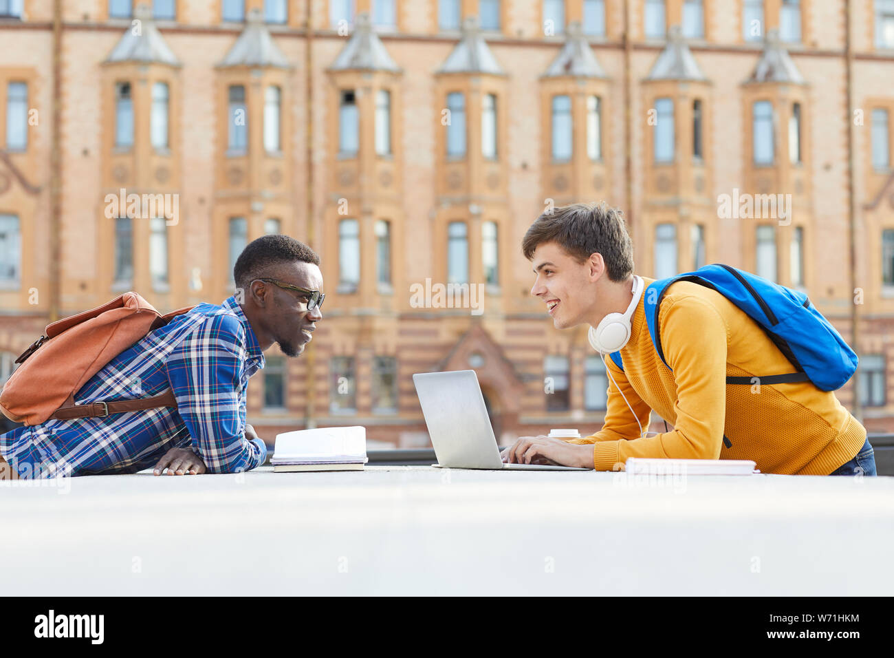 Two people standing opposite each other hi-res stock photography and ...
