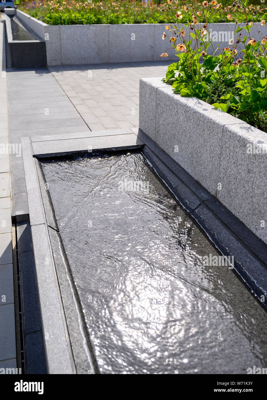 The chelsea barracks garden hi-res stock photography and images - Alamy