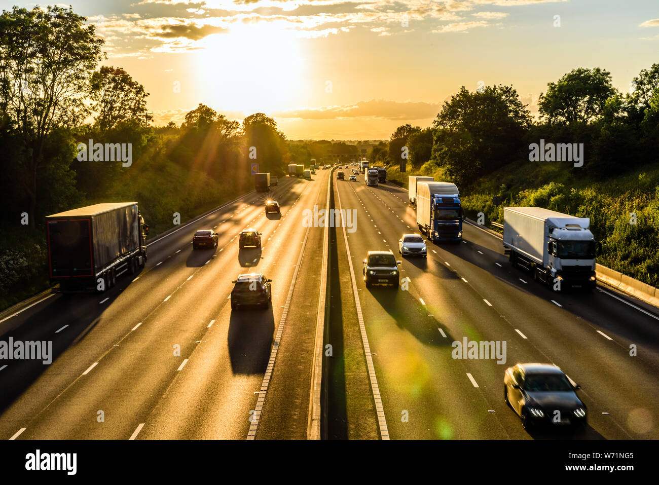 Traffic and sunset hi-res stock photography and images - Alamy