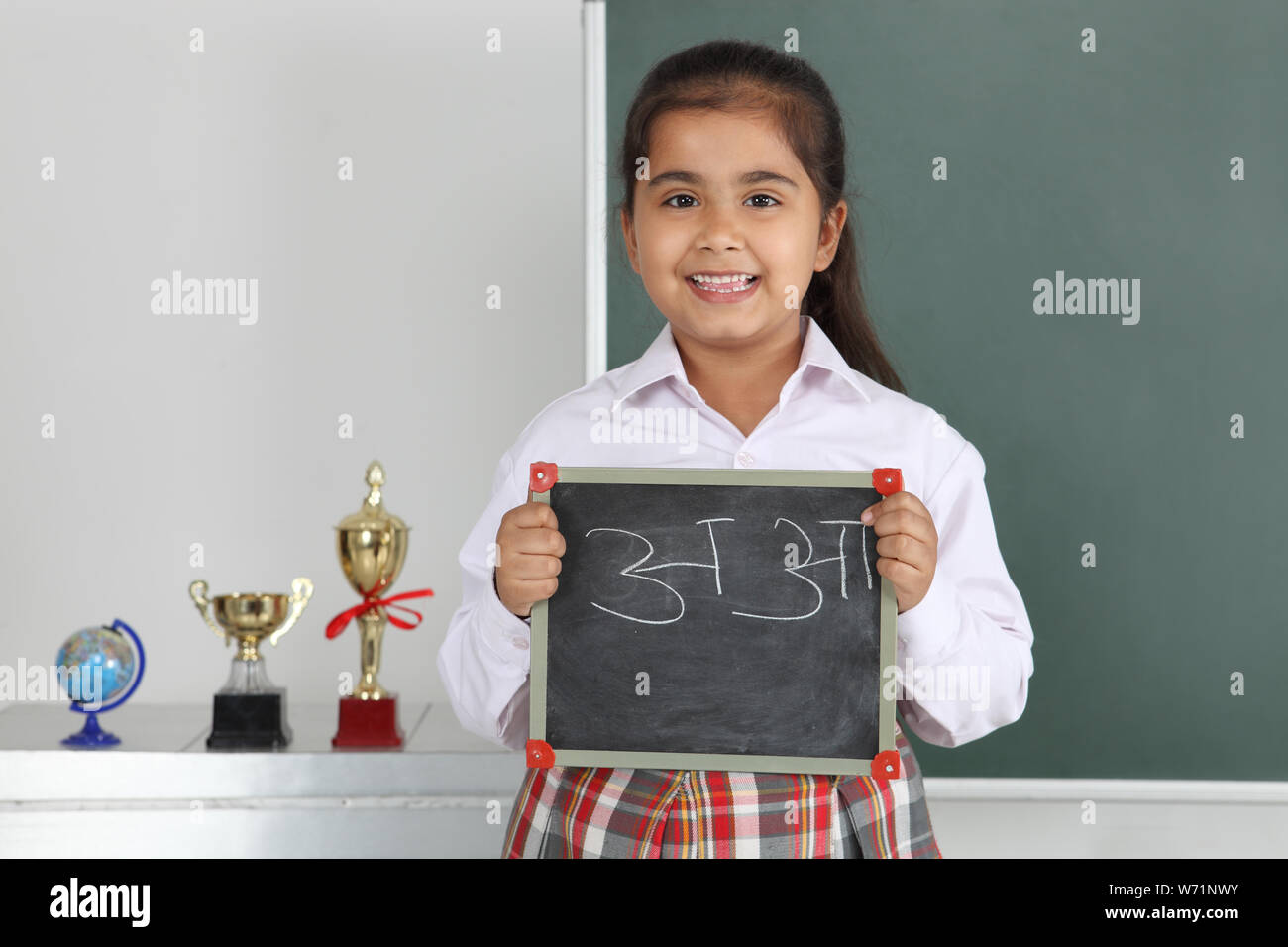 Hindi alphabets hi-res stock photography and images - Alamy