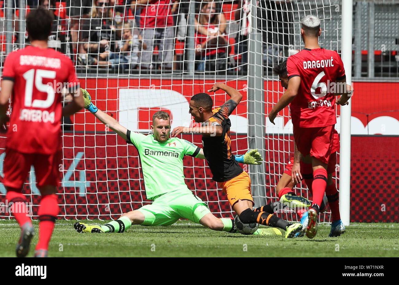 Goalkeeper Valencia High Resolution Stock Photography and Images - Alamy