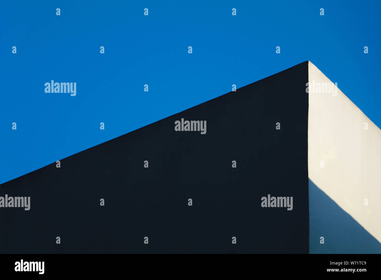 Minimalist architecture photography hi-res stock photography and images ...