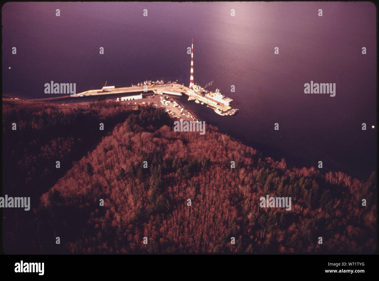 Explosive handling hi-res stock photography and images - Alamy