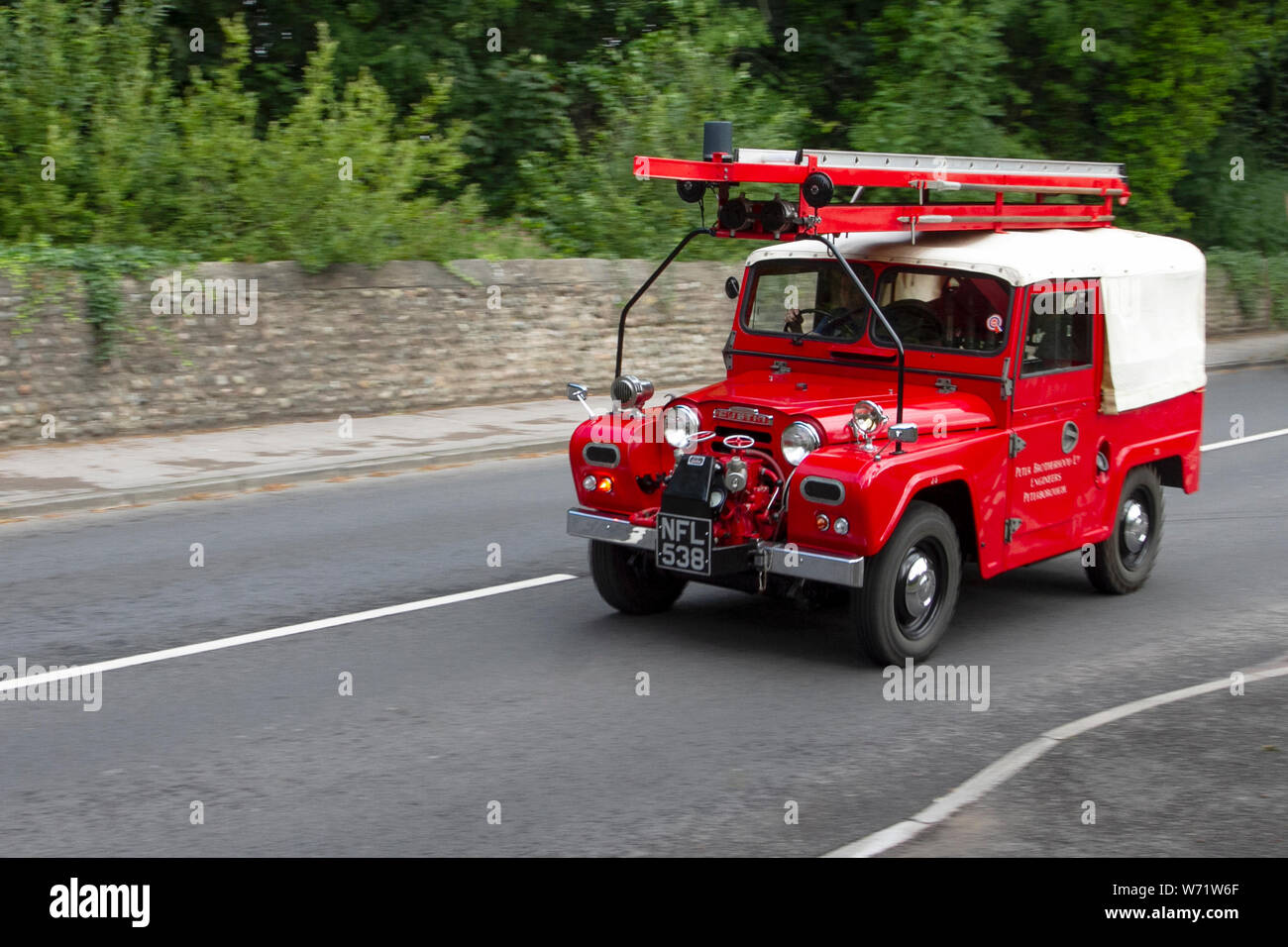 Vintage fire tender hi-res stock photography and images - Alamy