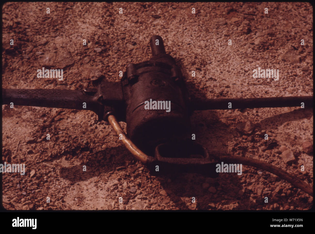 Non arcing hi-res stock photography and images - Alamy