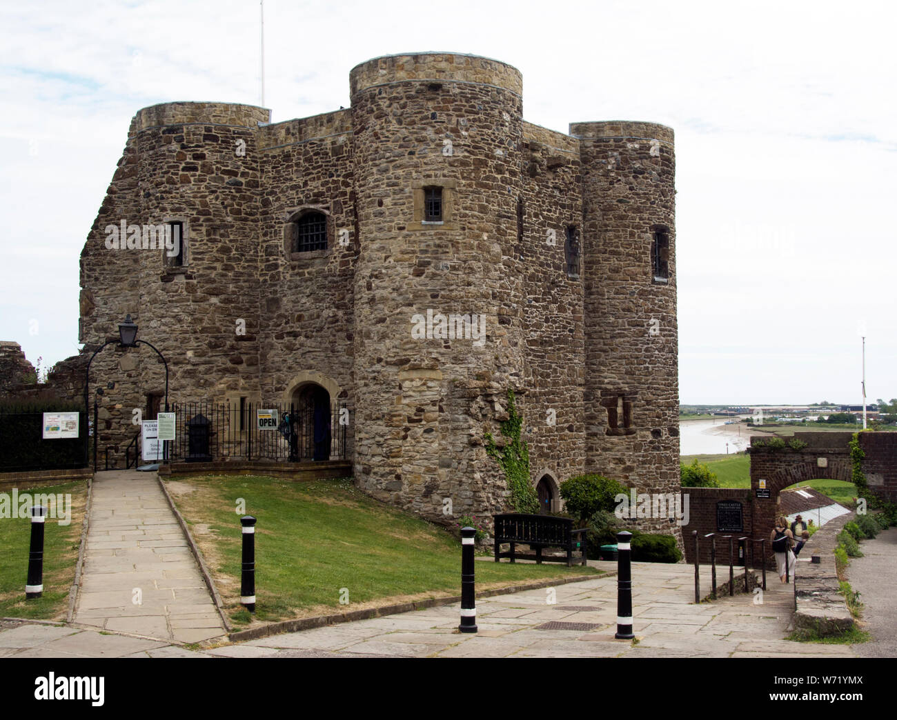 SUSSEX; RYE; YPRES CASTLE AND RYE CASTLE MUSEUM Stock Photo - Alamy