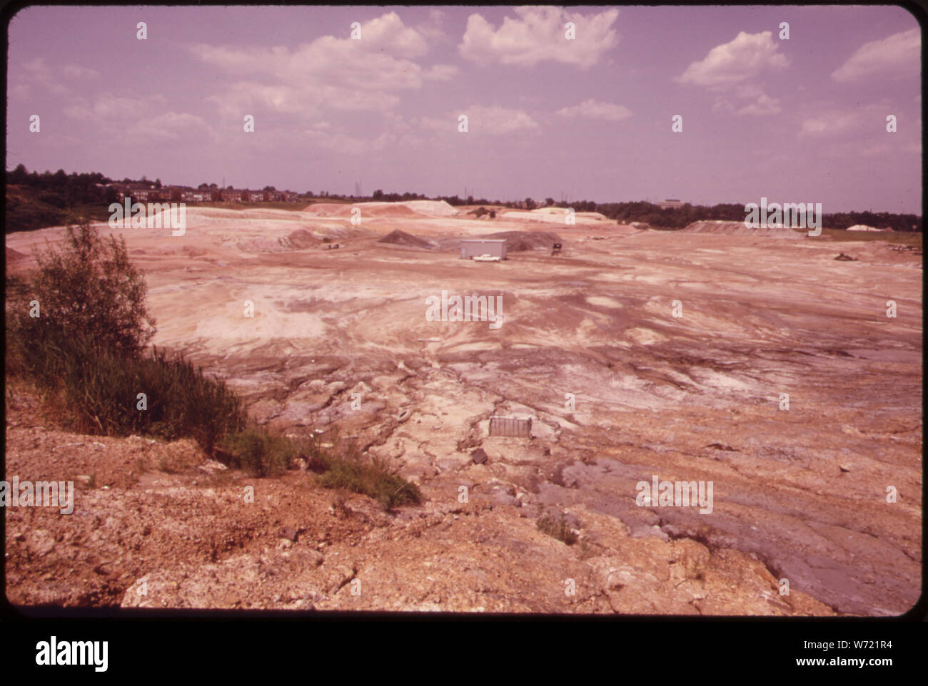 Clay pits hi-res stock photography and images - Alamy