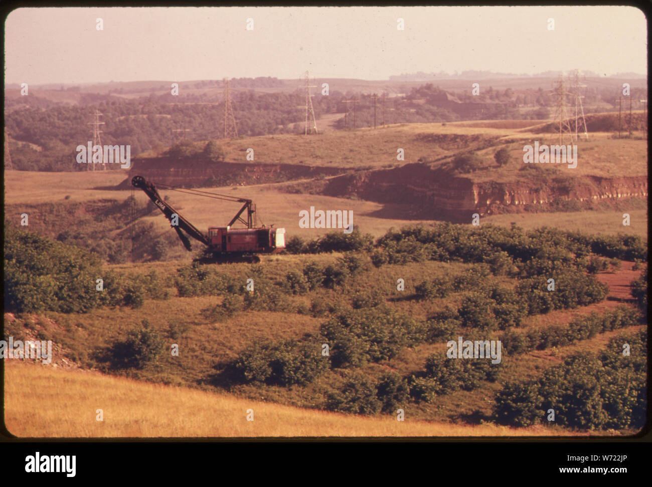 Coal tipple hi-res stock photography and images - Alamy