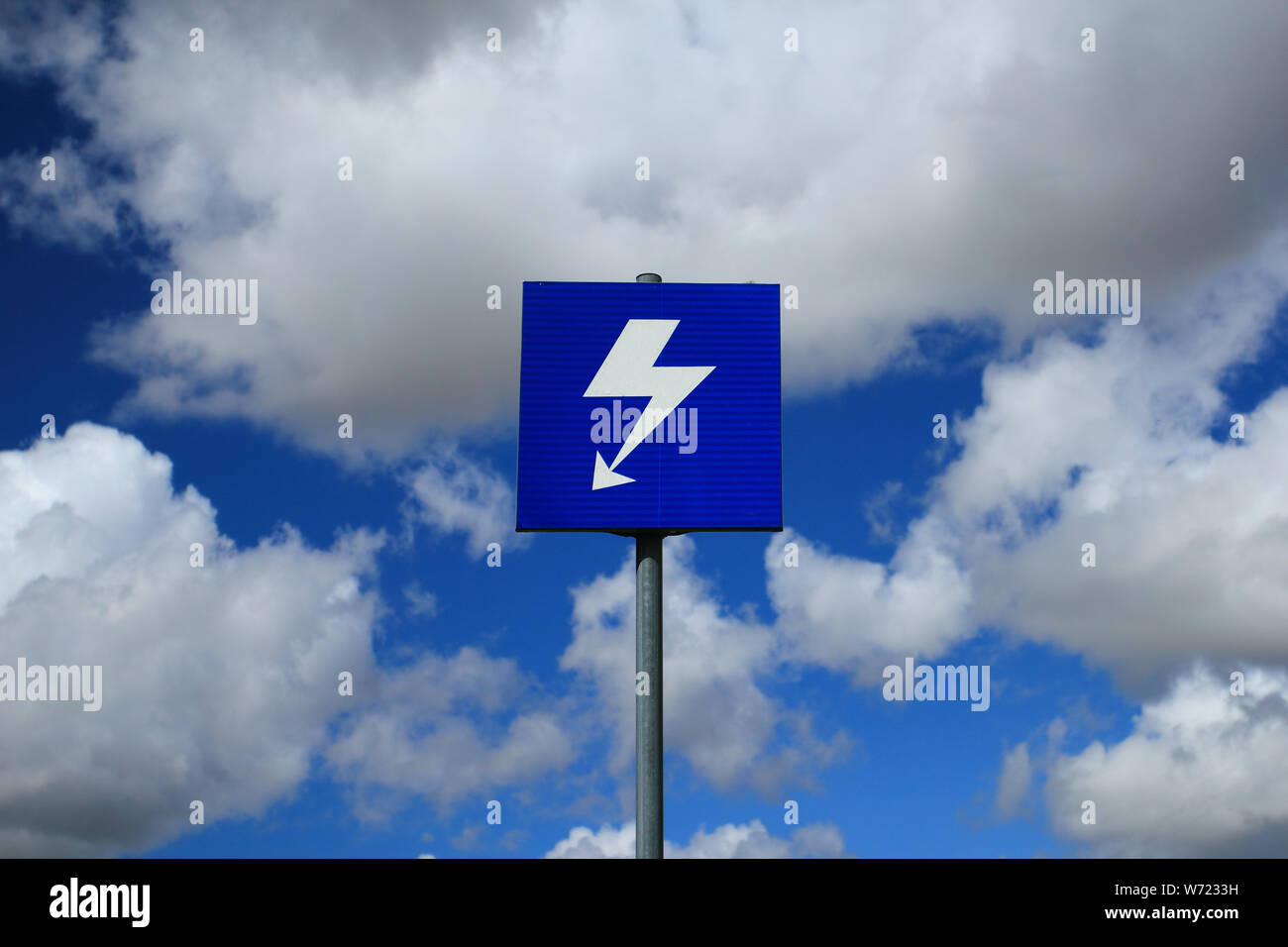 Lightning rope hi-res stock photography and images - Alamy