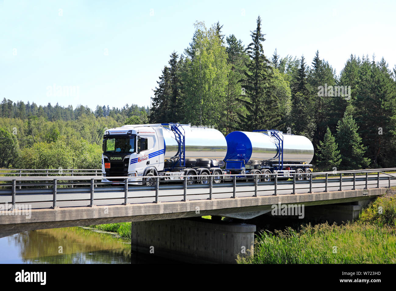 Next generation Scania tank truck for ADR transport on a bridge. Code ...