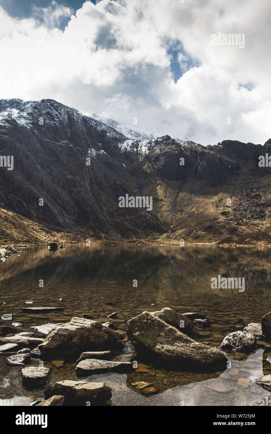 Cwm idwal snowdonia wales hi-res stock photography and images - Alamy