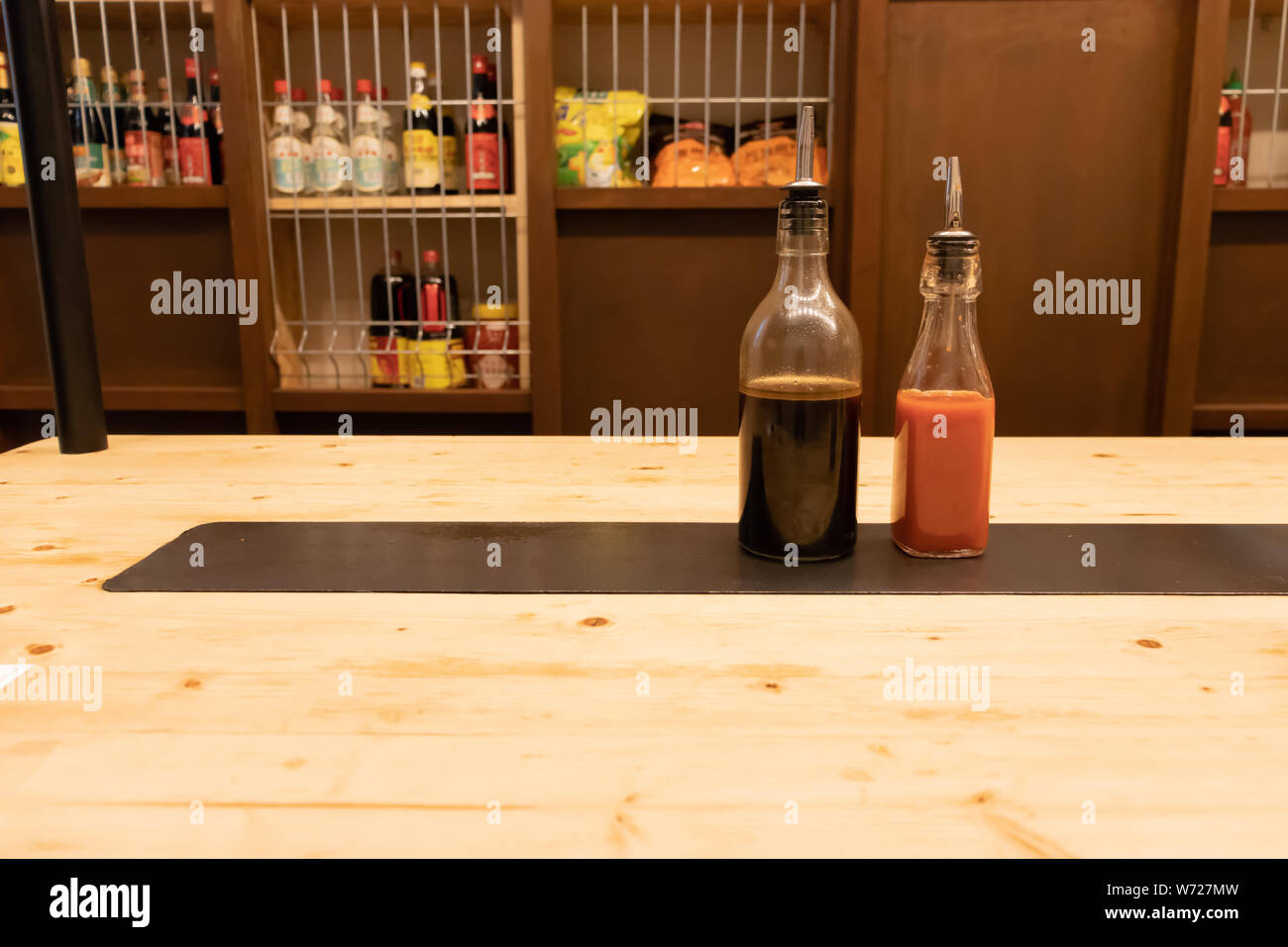 Dumpling bar hi-res stock photography and images - Alamy