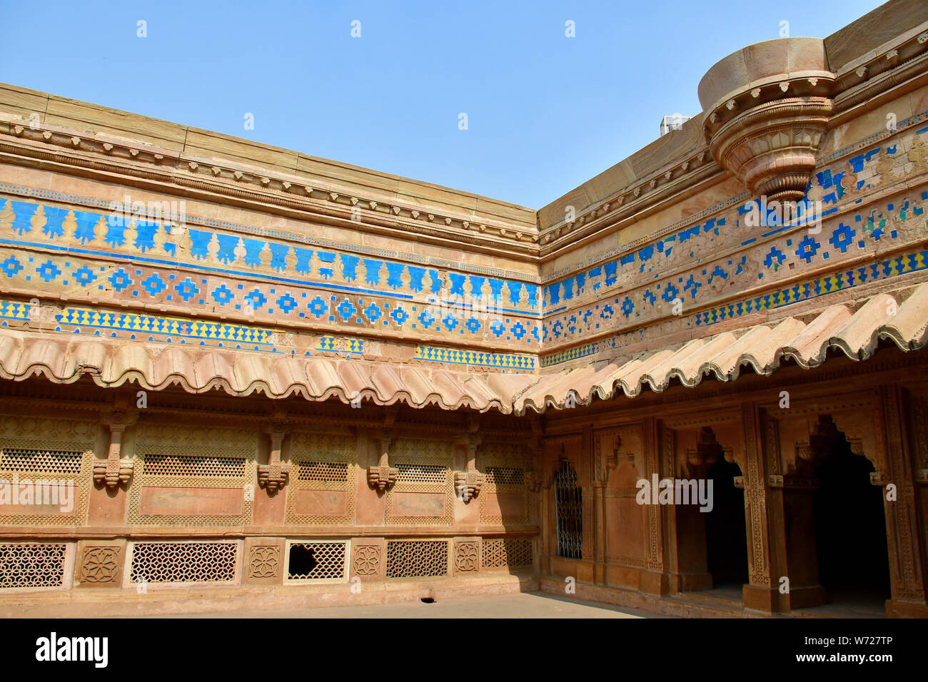 Man singh palace hi-res stock photography and images - Alamy