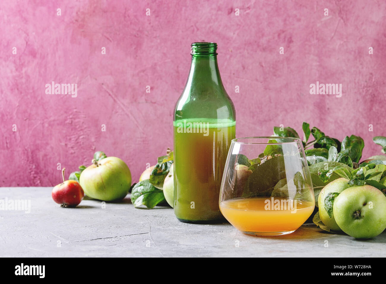 Apple cider drink Stock Photo - Alamy
