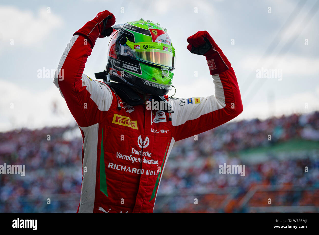 Formula 2 hi-res stock photography and images - Alamy