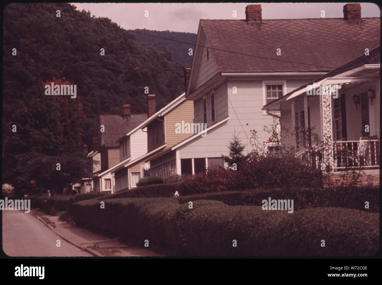 Homes on a street in lynch hi-res stock photography and images - Alamy