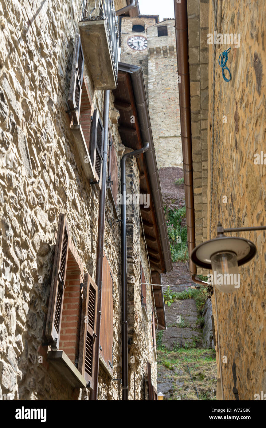 Bardi, Parma, Emilia-Romagna, Italy: the medieval town with the castle ...