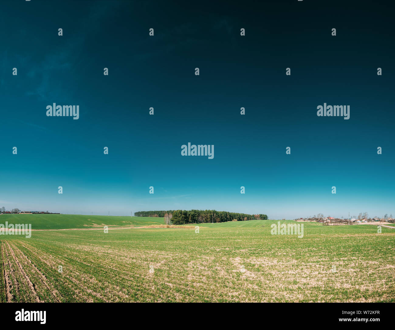 Rural skyline hi-res stock photography and images - Alamy