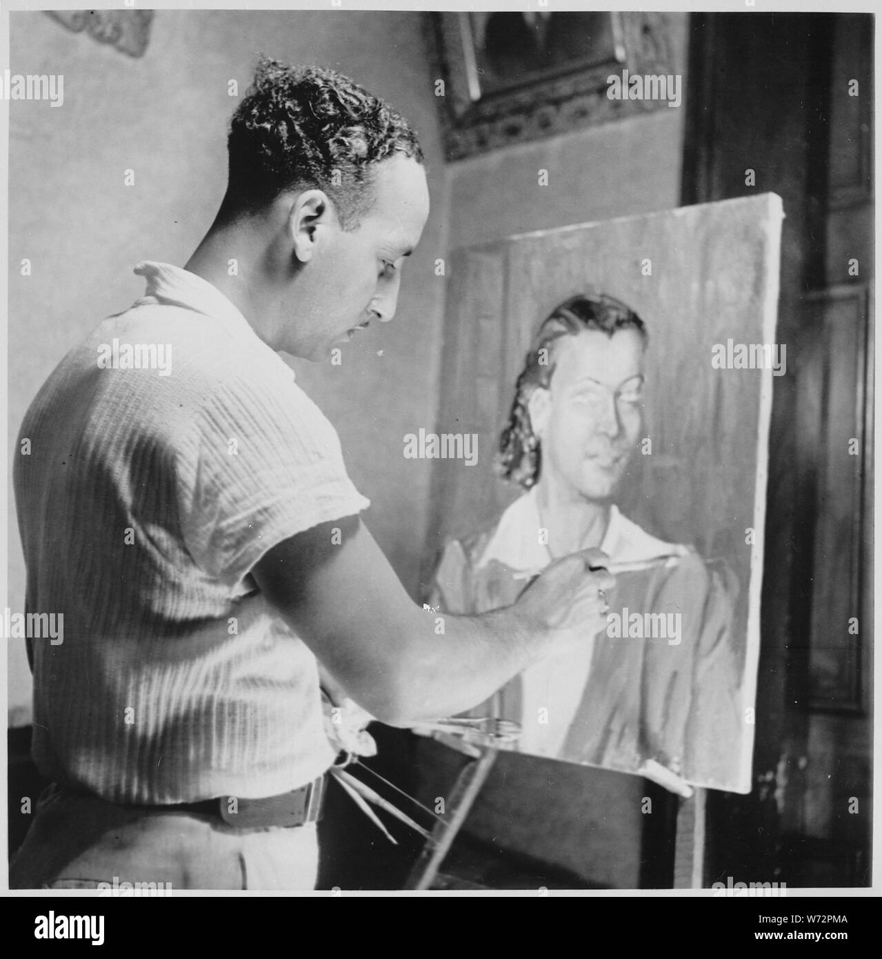 Artist teacher hi-res stock photography and images - Alamy