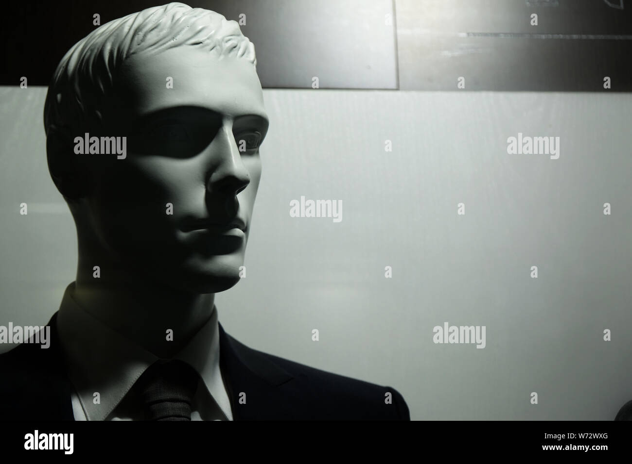 Stoic face hi-res stock photography and images - Alamy