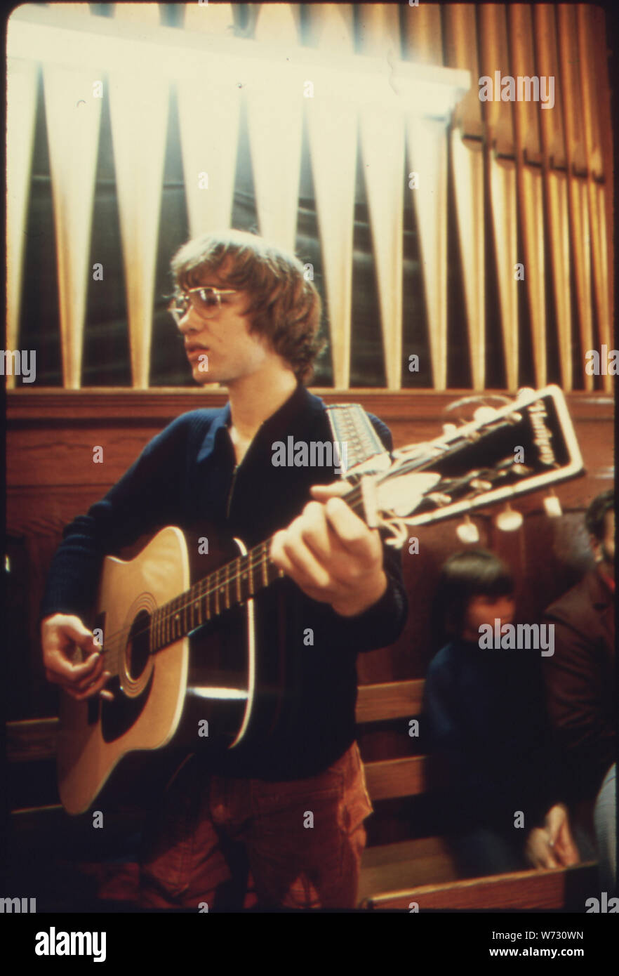 Folk guitar mass hi-res stock photography and images - Alamy