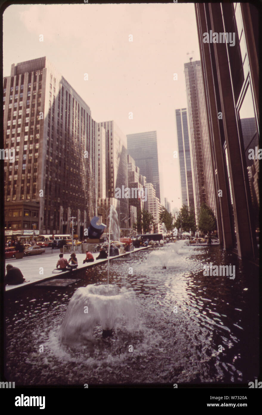 ROCKEFELLER CENTER--6TH AVENUE SIDE Stock Photo - Alamy