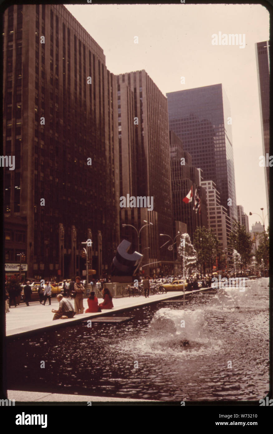 ROCKEFELLER CENTER--6TH AVENUE SIDE Stock Photo - Alamy