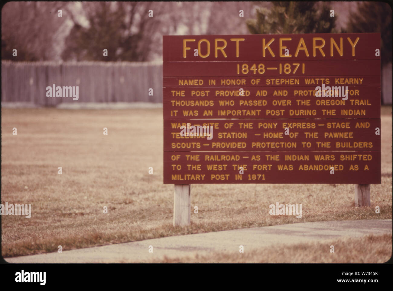 SIGN AT FORT KEARNY AT KEARNY, NEBRASKA, NOTES THE IMPORTANCE IT PLAYED ...