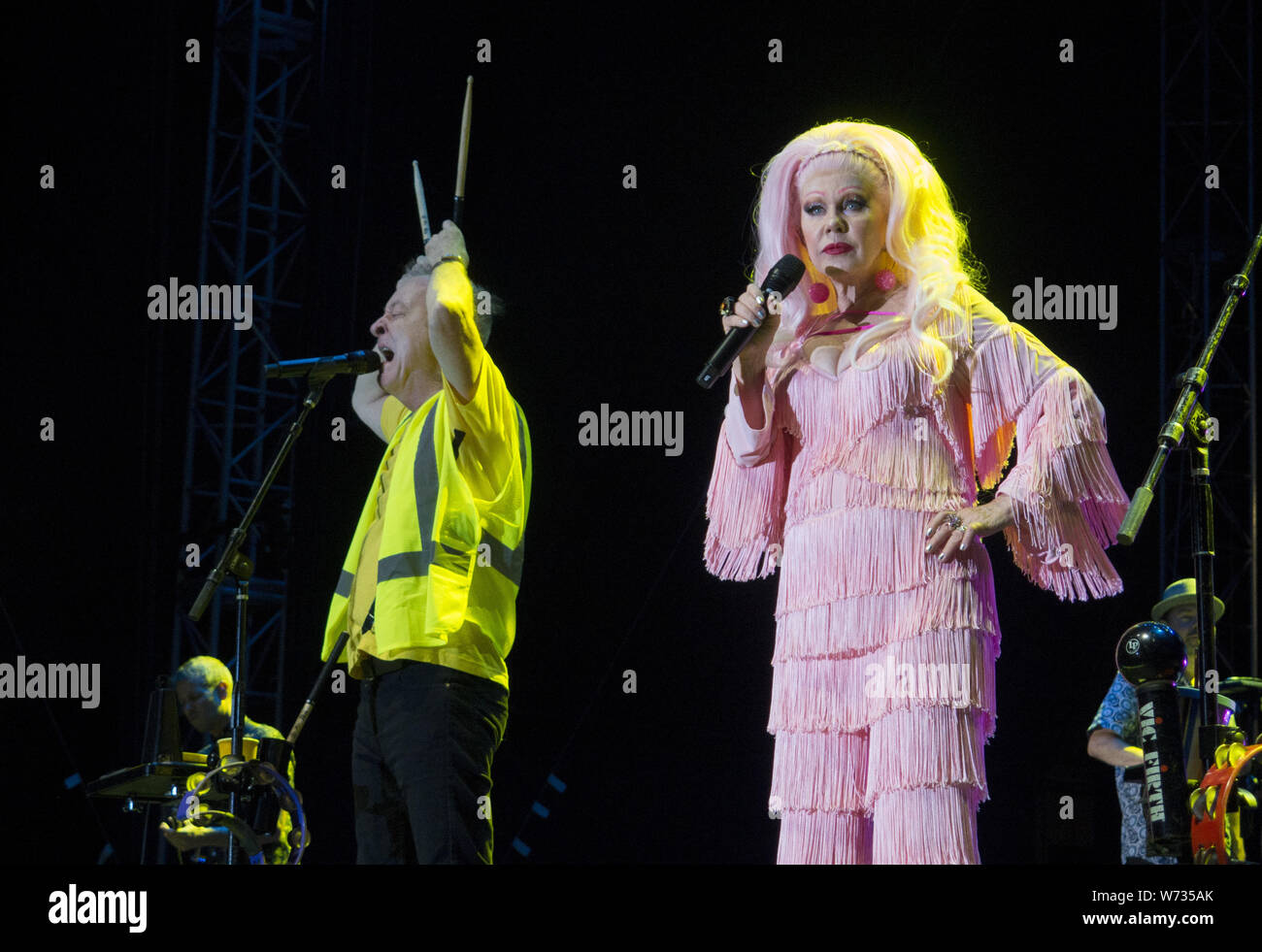 B 52s band hi-res stock photography and images - Alamy