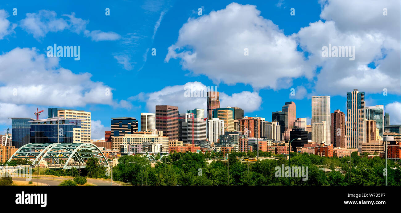 Skyscrapers tall buildings in denver hi-res stock photography and ...