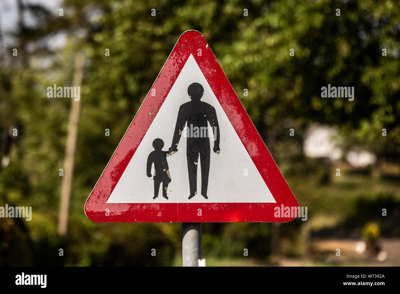 traffic sign for parents with small child Stock Photo - Alamy