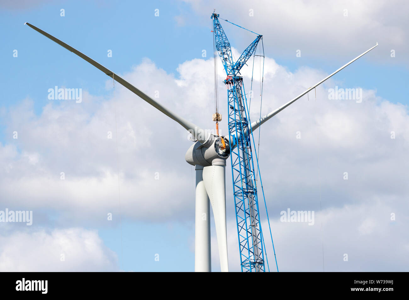 installation of a wind turbine Stock Photo - Alamy