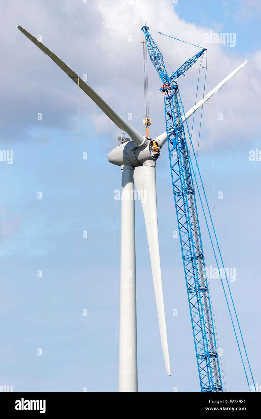installation of a wind turbine Stock Photo - Alamy