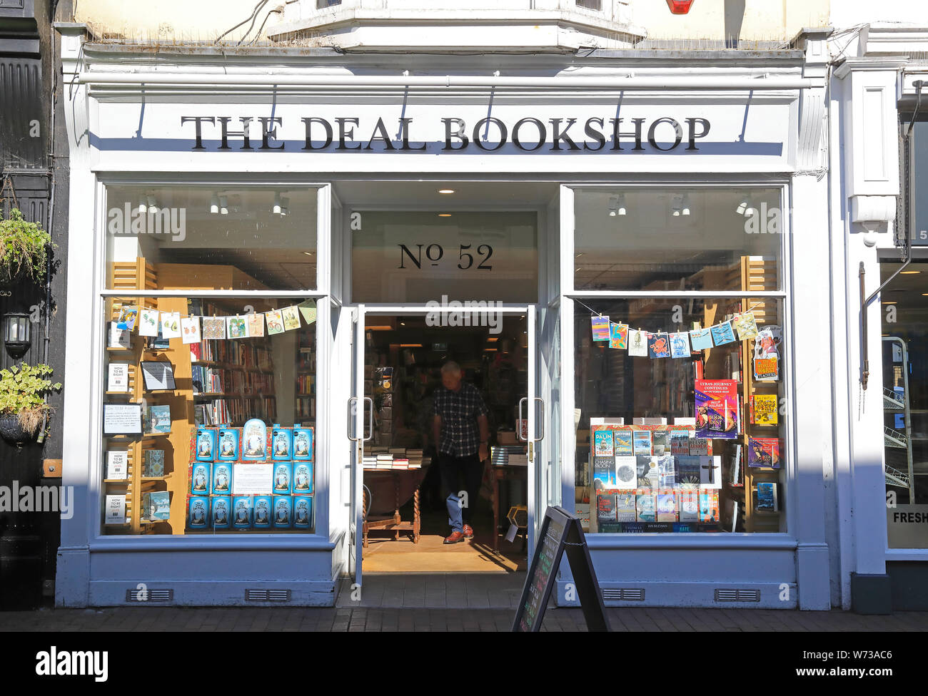 Deal Kent High Street High Resolution Stock Photography and Images - Alamy