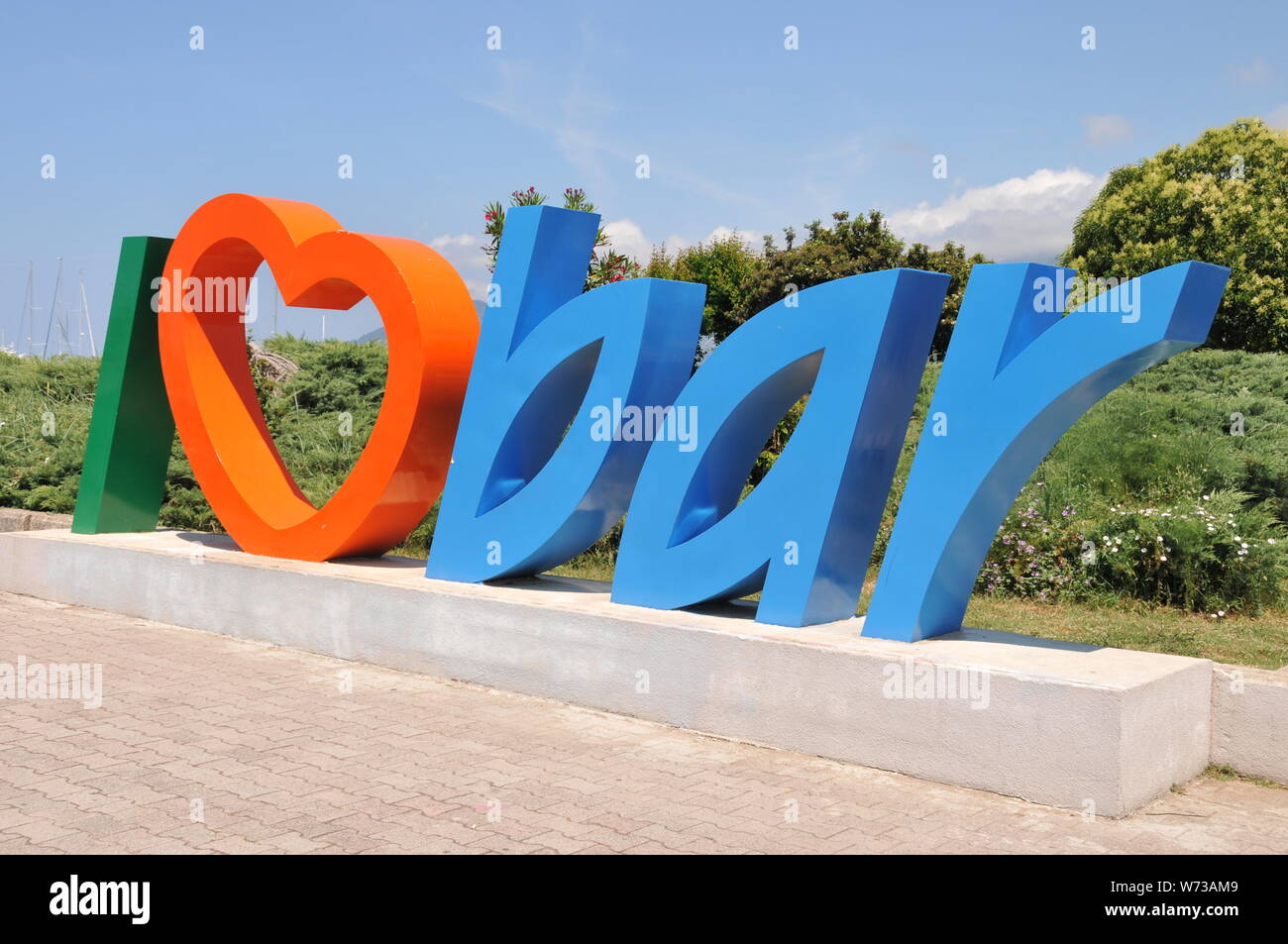 I love bar hi-res stock photography and images - Alamy
