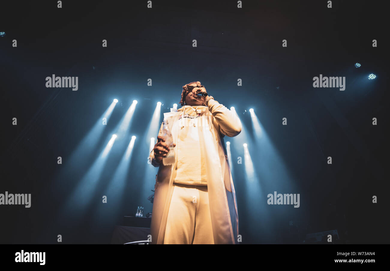 Sergio giavanni kitchens hi-res stock photography and images - Alamy