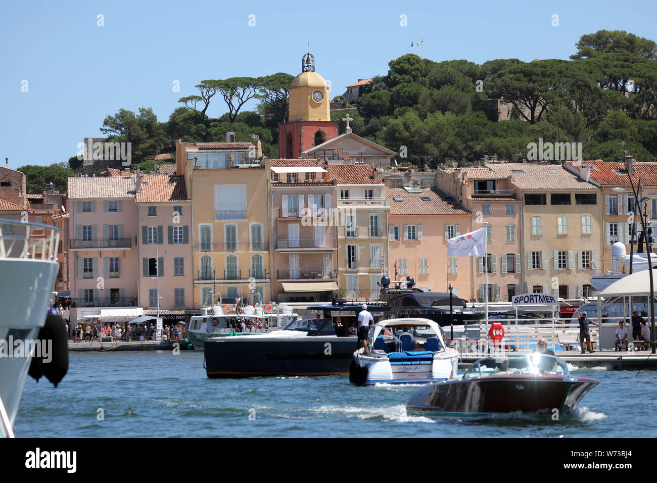 Dayin hi-res stock photography and images - Alamy